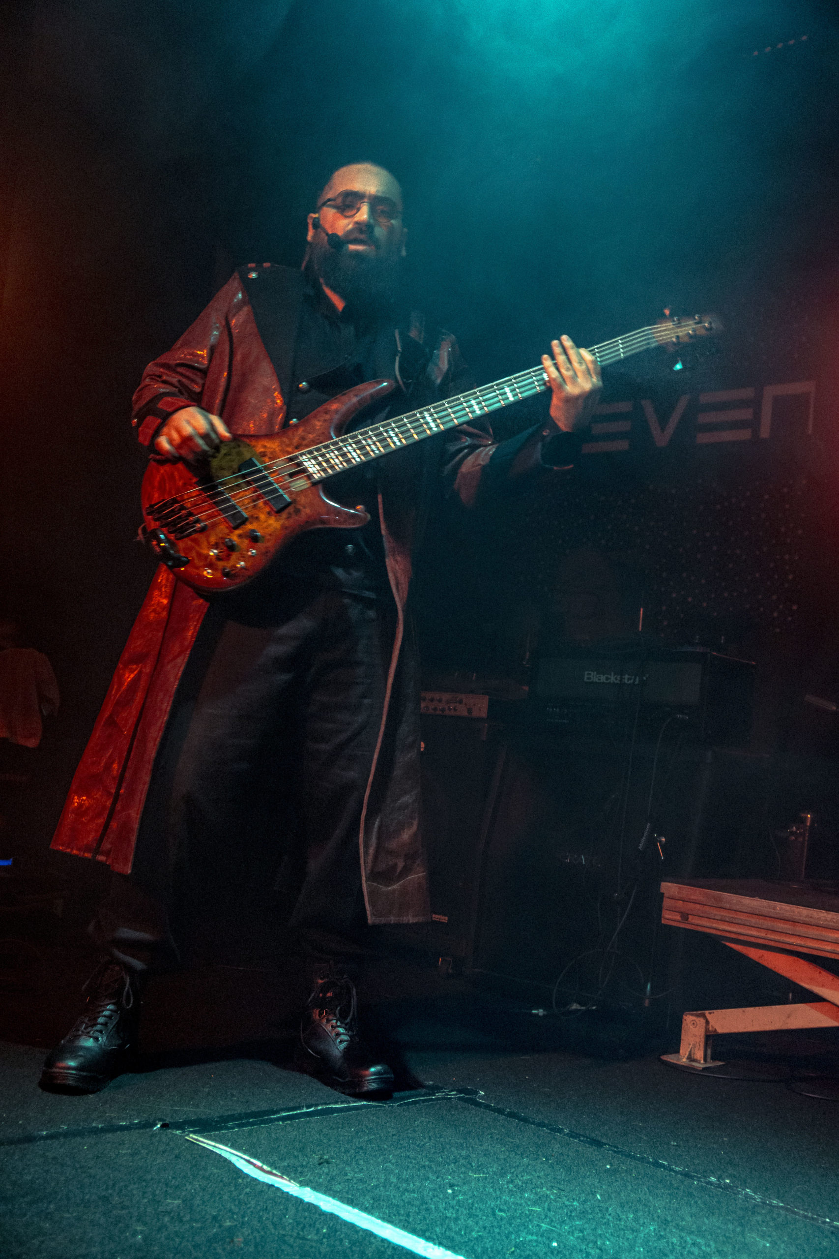 Crónica de Cenizas del Edén junto a Red Juggernaut y Heroes Must Die ...